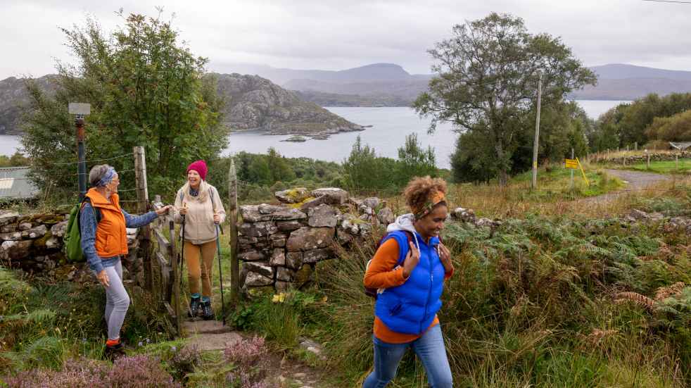 Local walking groups guide | Boundless by CSMA